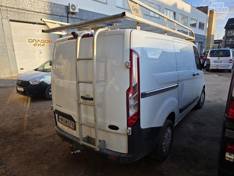 White Ford Transit Custom 2012 in Vilnius, with an engine capacity of 2.00 L and mileage of 200 thousand km for 7200 €, photo 5 on AUTOMOTO.COM.LV