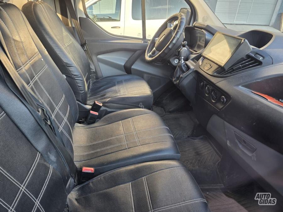 White Ford Transit Custom 2012 in Vilnius, with an engine capacity of 2.00 L and mileage of 200 thousand km for 7200 €, photo 7 on AUTOMOTO.COM.LV