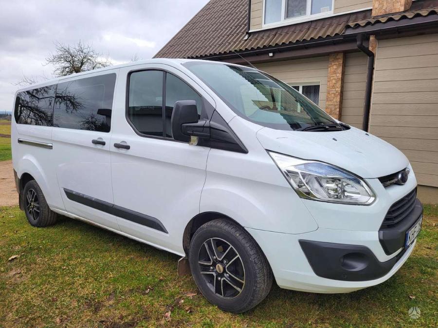 Balts Ford Transit Custom 2013 Viļņa, ar dzinēja tilpumu 2.20 L un nobraukumu 307 tūkst. km par 13000 €, foto 2 vietnē AUTOMOTO.COM.LV