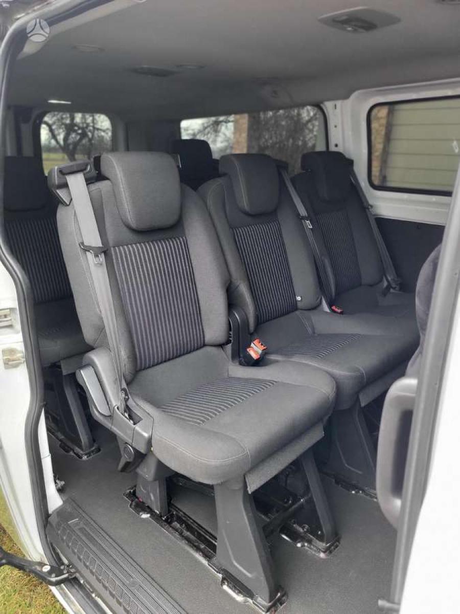 Balts Ford Transit Custom 2013 Viļņa, ar dzinēja tilpumu 2.20 L un nobraukumu 307 tūkst. km par 13000 €, foto 10 vietnē AUTOMOTO.COM.LV