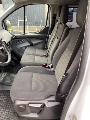 Balts Ford Transit Custom 2013 Telšiai, ar dzinēja tilpumu 2.20 L un nobraukumu 270 tūkst. km par 7600 €, foto 9 vietnē AUTOMOTO.COM.LV