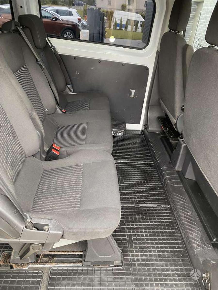Balts Ford Transit Custom 2013 Telšiai, ar dzinēja tilpumu 2.20 L un nobraukumu 270 tūkst. km par 7600 €, foto 10 vietnē AUTOMOTO.COM.LV