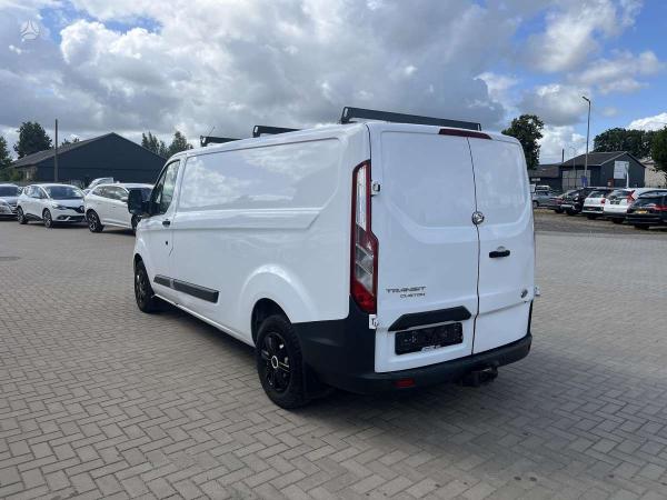 Balts Ford Transit Custom 2013 Tauragė, ar dzinēja tilpumu 2.20 L un nobraukumu 351 tūkst. km par 5300 €, foto 10 vietnē AUTOMOTO.COM.LV