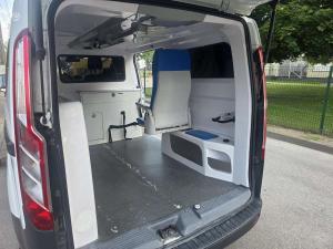 White Ford Transit Custom 2013 in Taurage, with an engine capacity of 2.20 L and mileage of 225 thousand km for 5500 €, photo 8 on AUTOMOTO.COM.LV