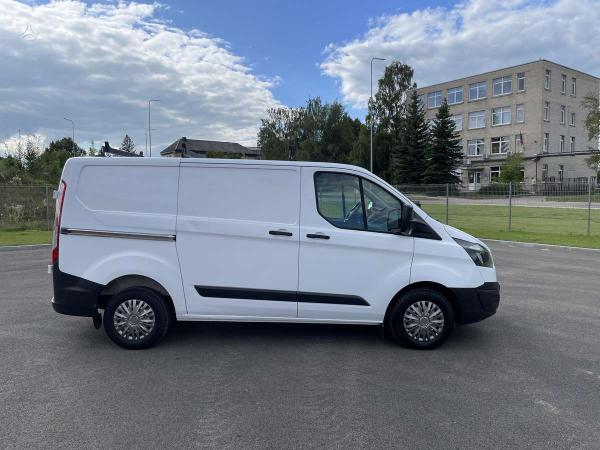 Ford Transit Custom 2013 Telšiai vietnē Balts Ford Transit Custom 2013 Telšiai, ar dzinēja tilpumu 2.20 L un nobraukumu 157 tūkst. km par 5999 €, foto 6 vietnē AUTOMOTO.COM.LV