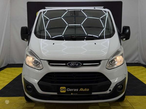 Balts Ford Transit Custom 2013 Viļņa, ar dzinēja tilpumu 2.20 L un nobraukumu 355 tūkst. km par 4950 €, foto 3 vietnē AUTOMOTO.COM.LV