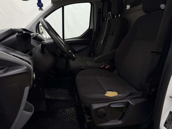 Balts Ford Transit Custom 2013 Viļņa, ar dzinēja tilpumu 2.20 L un nobraukumu 355 tūkst. km par 4950 €, foto 11 vietnē AUTOMOTO.COM.LV