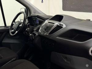 White Ford Transit Custom 2013 in Vilnius, with an engine capacity of 2.20 L and mileage of 355 thousand km for 4950 €, photo 16 on AUTOMOTO.COM.LV