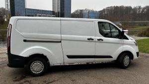 White Ford Transit Custom 2014 in Vilnius, with an engine capacity of 2.20 L and mileage of 230 thousand km for 5200 €, photo 8 on AUTOMOTO.COM.LV