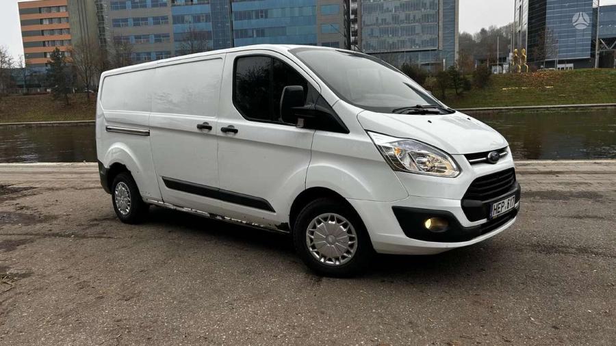 White Ford Transit Custom 2014 in Vilnius, with an engine capacity of 2.20 L and mileage of 230 thousand km for 5200 €, photo 9 on AUTOMOTO.COM.LV