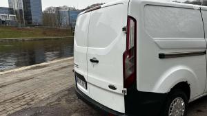 White Ford Transit Custom 2014 in Vilnius, with an engine capacity of 2.20 L and mileage of 230 thousand km for 5200 €, photo 24 on AUTOMOTO.COM.LV