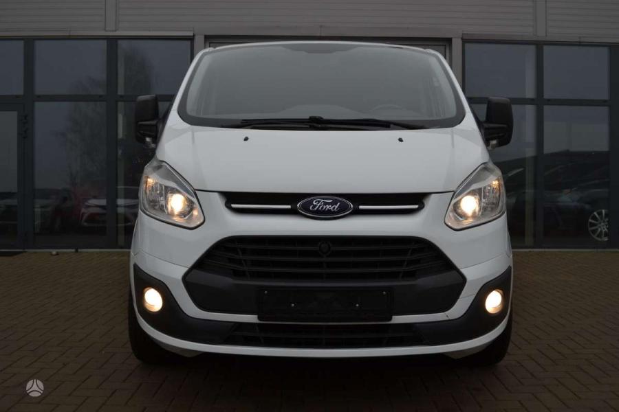 Balts Ford Transit Custom 2014 Viļņa, ar dzinēja tilpumu 2.20 L un nobraukumu 232 tūkst. km par 12500 €, foto 4 vietnē AUTOMOTO.COM.LV