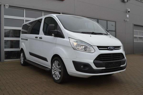 White Ford Transit Custom 2014 in Vilnius, with an engine capacity of 2.20 L and mileage of 232 thousand km for 12000 €, photo 5 on AUTOMOTO.COM.LV