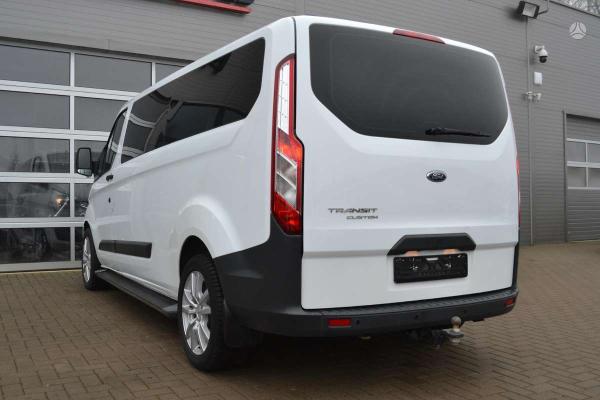 White Ford Transit Custom 2014 in Vilnius, with an engine capacity of 2.20 L and mileage of 232 thousand km for 12000 €, photo 8 on AUTOMOTO.COM.LV