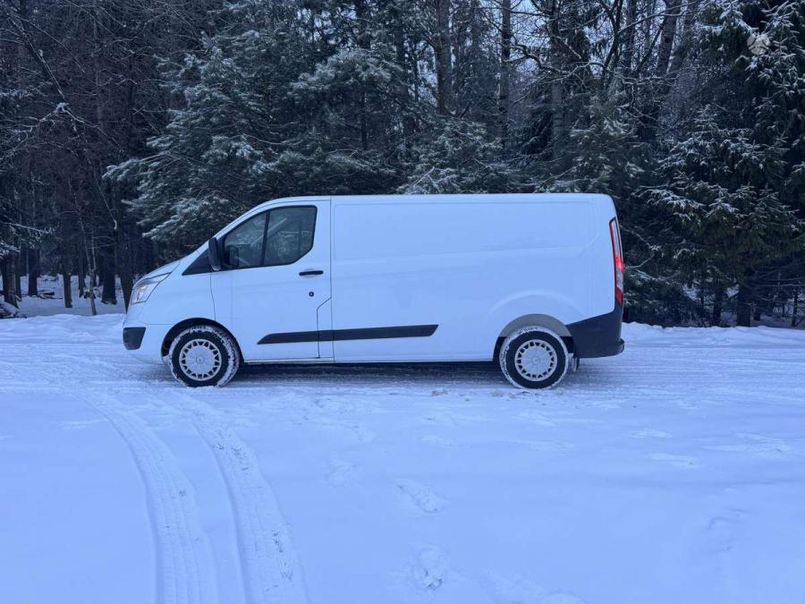 Balts Ford Transit Custom 2014 Kauņa, ar dzinēja tilpumu 2.20 L un nobraukumu 264 tūkst. km par 5350 €, foto 5 vietnē AUTOMOTO.COM.LV