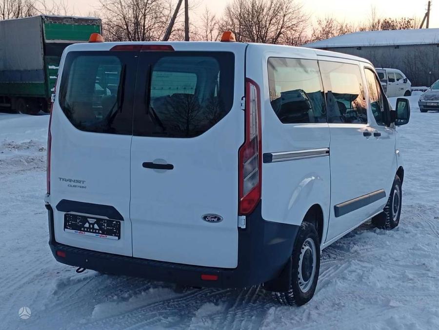 White Ford Transit Custom 2014 in Kedainiai, with an engine capacity of 2.20 L and mileage of 275 thousand km for 10300 €, photo 6 on AUTOMOTO.COM.LV