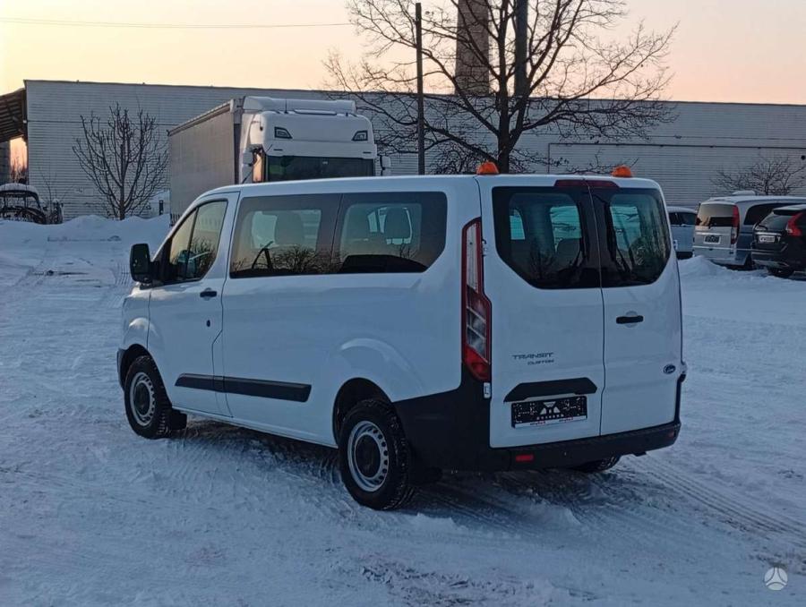White Ford Transit Custom 2014 in Kedainiai, with an engine capacity of 2.20 L and mileage of 275 thousand km for 10300 €, photo 11 on AUTOMOTO.COM.LV
