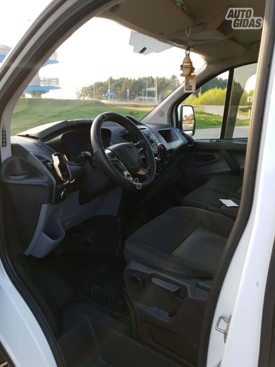 Balts Ford Transit Custom 2014 Viļņa, ar dzinēja tilpumu 2.20 L un nobraukumu 191 tūkst. km par 7900 €, foto 15 vietnē AUTOMOTO.COM.LV