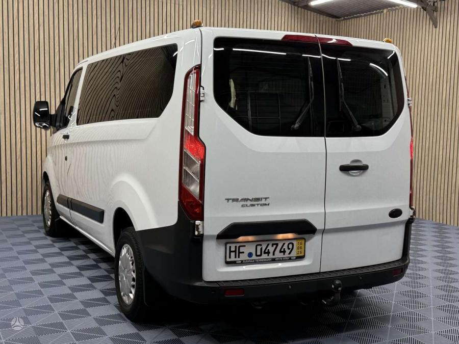 Balts Ford Transit Custom 2014 Marijampole, ar dzinēja tilpumu 2.20 L un nobraukumu 243 tūkst. km par 10500 €, foto 6 vietnē AUTOMOTO.COM.LV