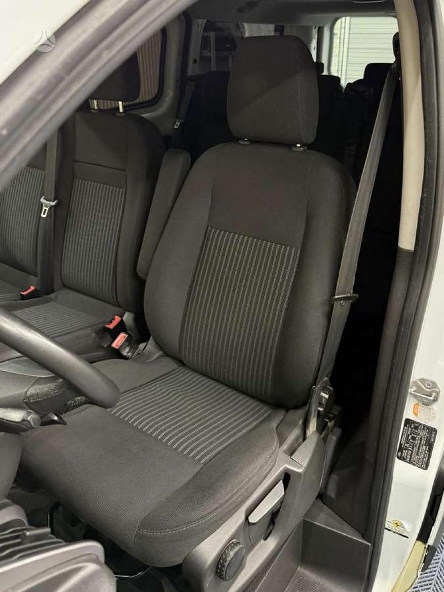 Balts Ford Transit Custom 2014 Marijampole, ar dzinēja tilpumu 2.20 L un nobraukumu 243 tūkst. km par 10500 €, foto 14 vietnē AUTOMOTO.COM.LV
