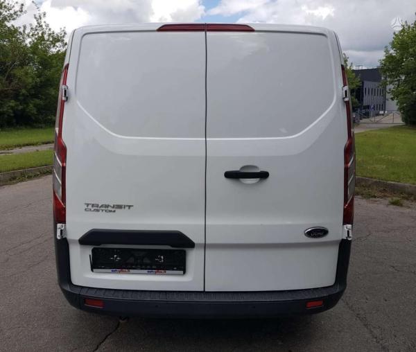 Balts Ford Transit Custom 2014 Šauļi, ar dzinēja tilpumu 2.20 L un nobraukumu 295 tūkst. km par 5700 €, foto 5 vietnē AUTOMOTO.COM.LV