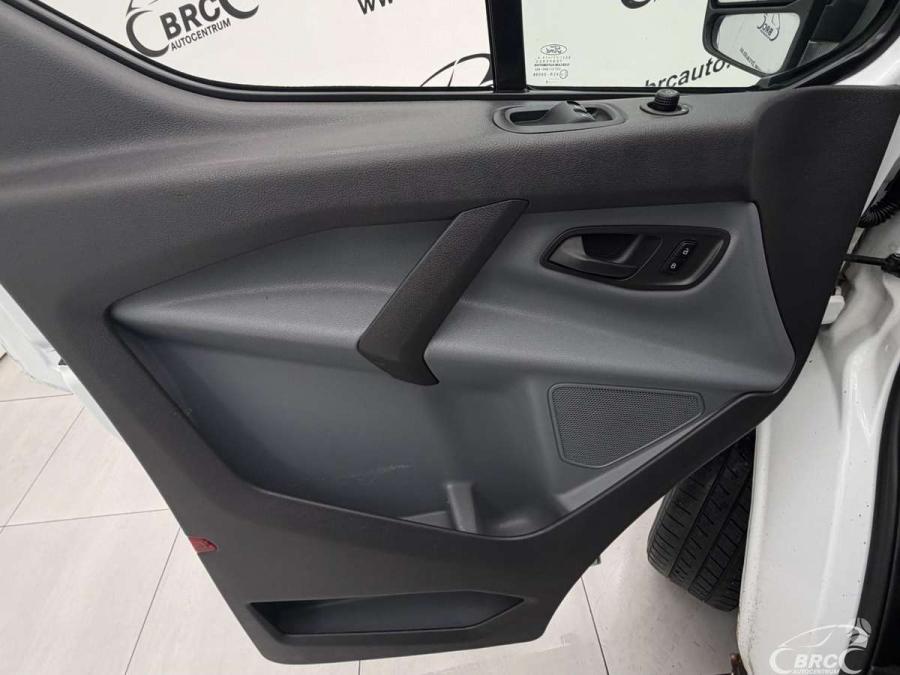 White Ford Transit Custom 2014 in Vilnius, with an engine capacity of 2.20 L and mileage of 294 thousand km for 5900 €, photo 24 on AUTOMOTO.COM.LV