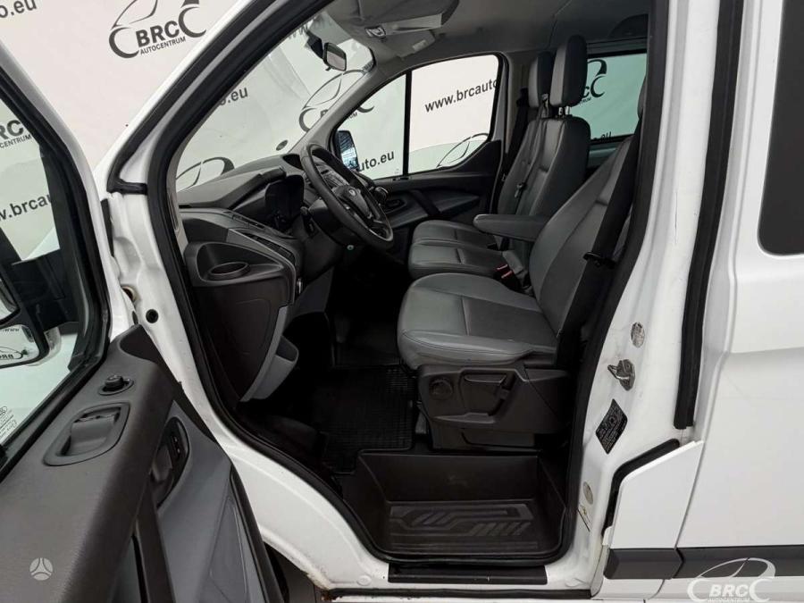 White Ford Transit Custom 2014 in Vilnius, with an engine capacity of 2.20 L and mileage of 294 thousand km for 5900 €, photo 25 on AUTOMOTO.COM.LV