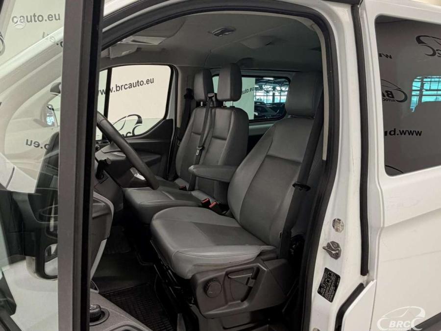 White Ford Transit Custom 2014 in Vilnius, with an engine capacity of 2.20 L and mileage of 294 thousand km for 5900 €, photo 27 on AUTOMOTO.COM.LV