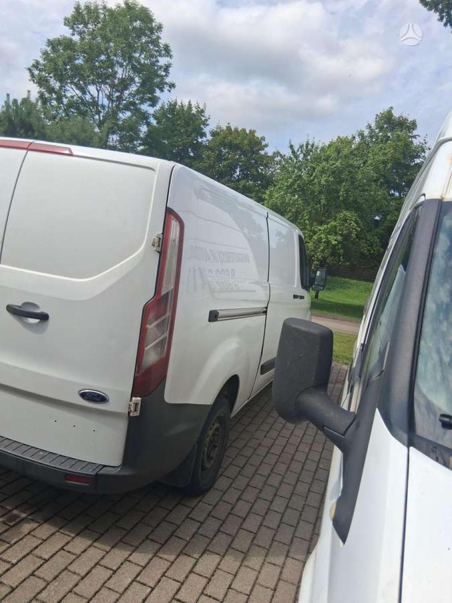 Balts Ford Transit Custom 2014 Rietavas, ar dzinēja tilpumu 2.20 L un nobraukumu 317 tūkst. km par 2999 €, foto 4 vietnē AUTOMOTO.COM.LV