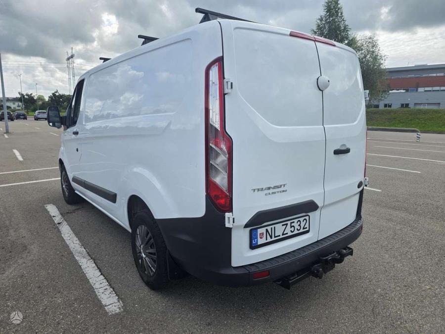 Balts Ford Transit Custom 2014 Šauļi, ar dzinēja tilpumu 2.20 L un nobraukumu 210 tūkst. km par 4800 €, foto 5 vietnē AUTOMOTO.COM.LV