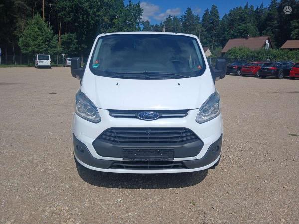White Ford Transit Custom 2014 in Kelme, with an engine capacity of 2.20 L and mileage of 340 thousand km for 5700 €, photo 8 on AUTOMOTO.COM.LV