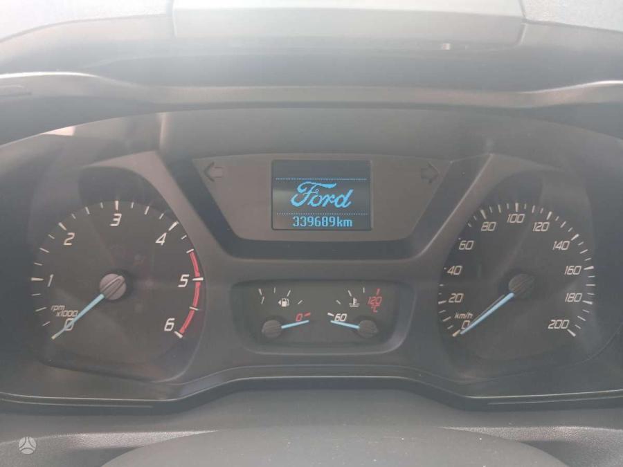 Balts Ford Transit Custom 2014 Kelmė, ar dzinēja tilpumu 2.20 L un nobraukumu 340 tūkst. km par 5700 €, foto 12 vietnē AUTOMOTO.COM.LV