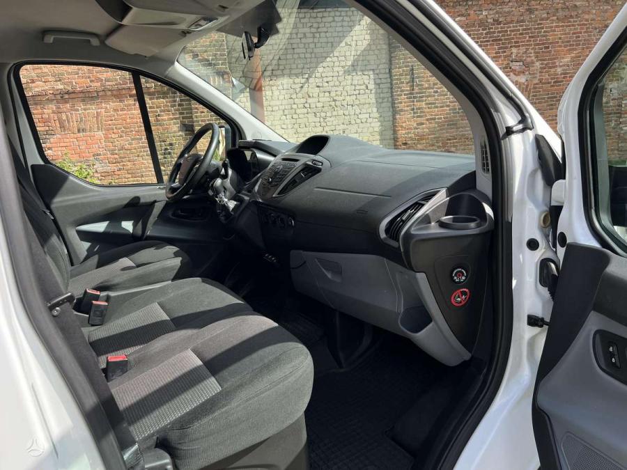 Balts Ford Transit Custom 2014 Kėdainiai, ar dzinēja tilpumu 2.20 L un nobraukumu 287 tūkst. km par 9250 €, foto 29 vietnē AUTOMOTO.COM.LV