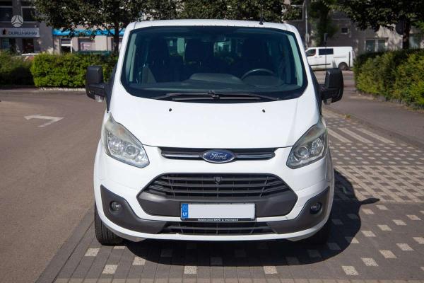 Balts Ford Transit Custom 2014 Viļņa, ar dzinēja tilpumu 2.20 L un nobraukumu 389 tūkst. km par 6500 €, foto 9 vietnē AUTOMOTO.COM.LV
