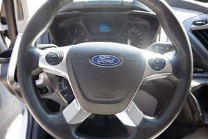 White Ford Transit Custom 2014 in Vilnius, with an engine capacity of 2.20 L and mileage of 389 thousand km for 6500 €, photo 18 on AUTOMOTO.COM.LV
