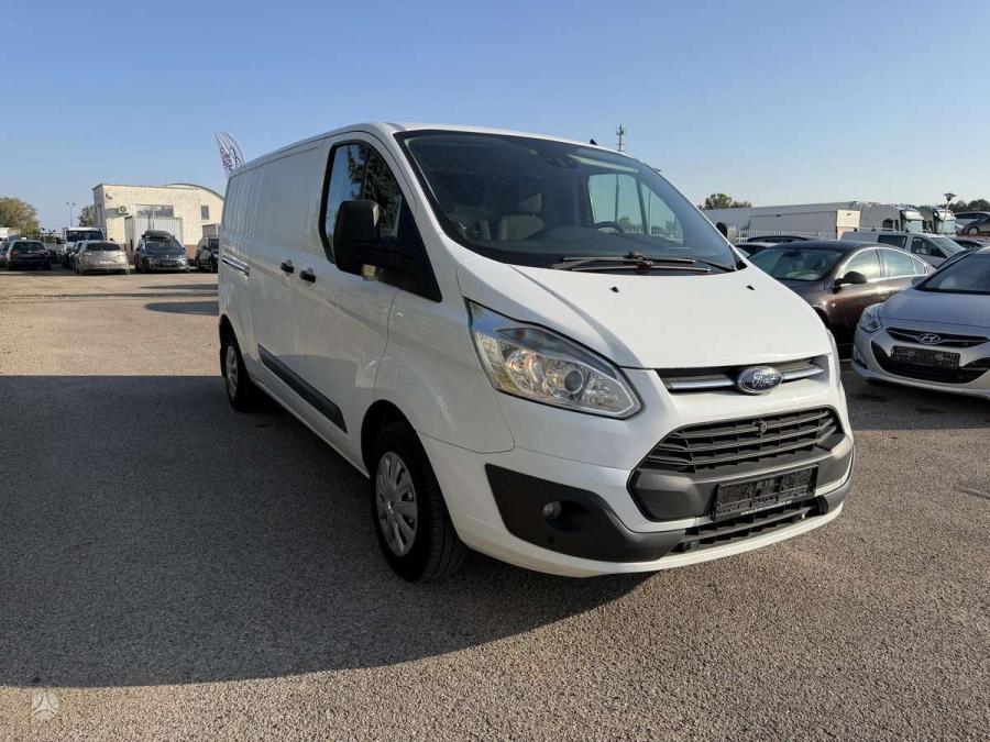 White Ford Transit Custom 2014 in Marijampole, with an engine capacity of 2.20 L and mileage of 190 thousand km for 5150 €, photo 1 on AUTOMOTO.COM.LV