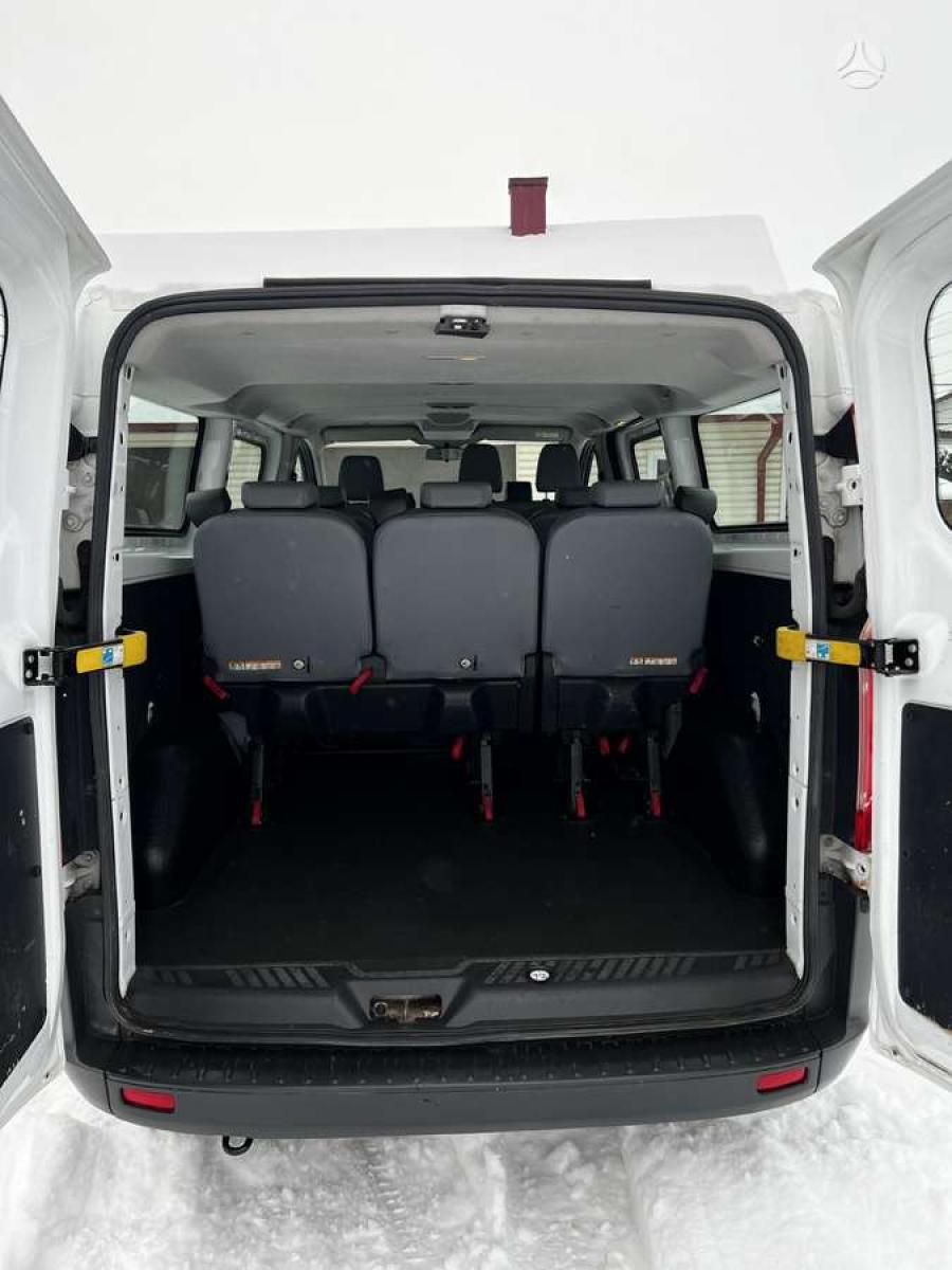 Balts Ford Transit Custom 2015 Ukmergė, ar dzinēja tilpumu 2.20 L un nobraukumu 287 tūkst. km par 9250 €, foto 21 vietnē AUTOMOTO.COM.LV