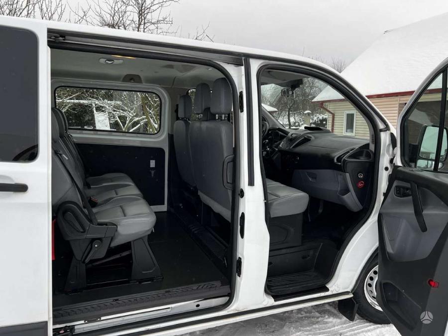 Balts Ford Transit Custom 2015 Ukmergė, ar dzinēja tilpumu 2.20 L un nobraukumu 287 tūkst. km par 9250 €, foto 22 vietnē AUTOMOTO.COM.LV
