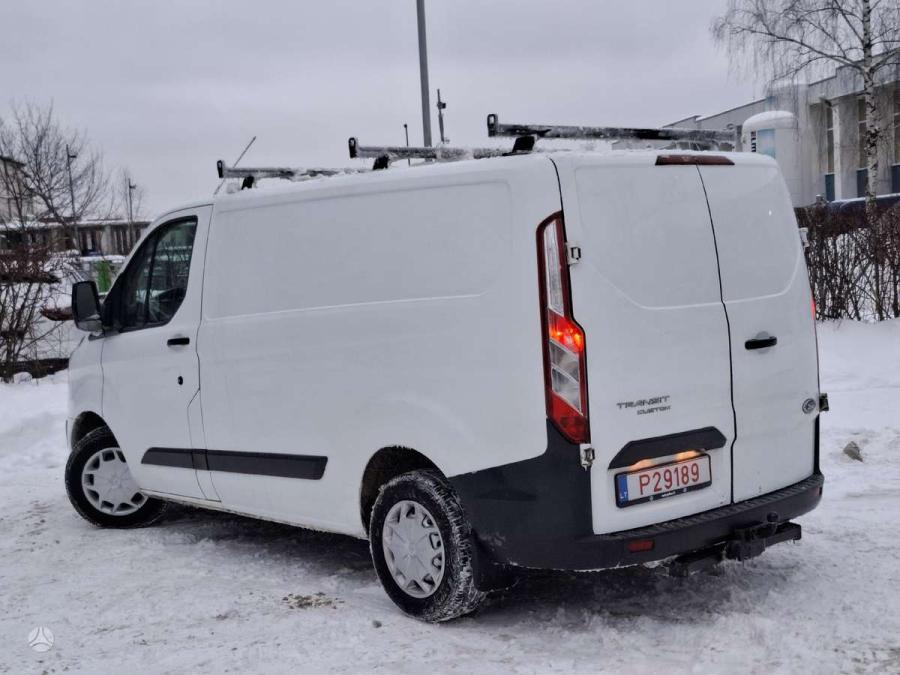 Balts Ford Transit Custom 2015 Viļņa, ar dzinēja tilpumu 2.20 L un nobraukumu 192 tūkst. km par 6200 €, foto 6 vietnē AUTOMOTO.COM.LV