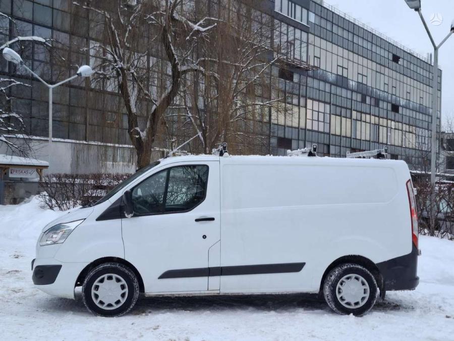 Balts Ford Transit Custom 2015 Viļņa, ar dzinēja tilpumu 2.20 L un nobraukumu 192 tūkst. km par 6200 €, foto 7 vietnē AUTOMOTO.COM.LV