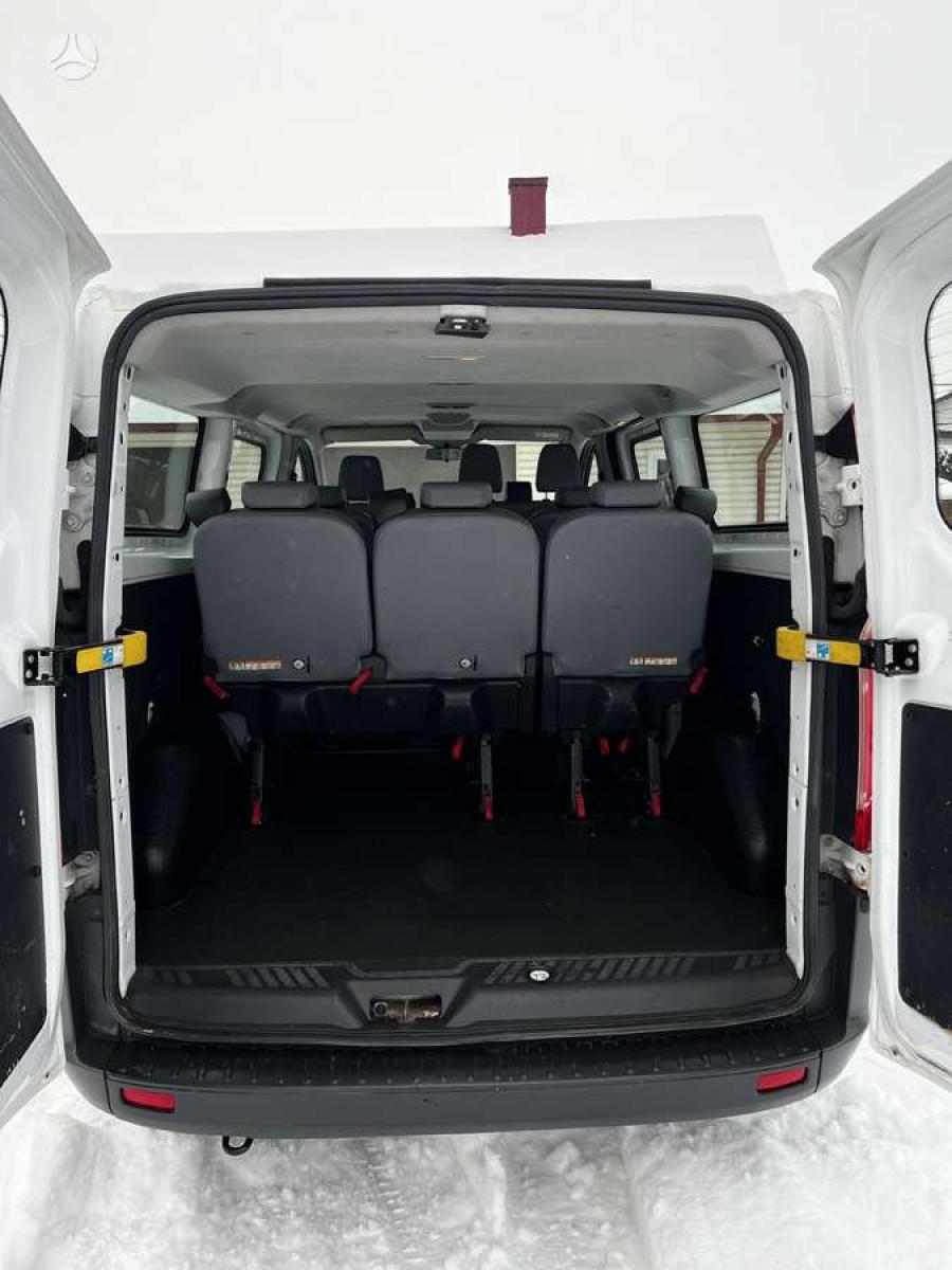Balts Ford Transit Custom 2015 Ukmergė, ar dzinēja tilpumu 2.20 L un nobraukumu 233 tūkst. km par 9250 €, foto 16 vietnē AUTOMOTO.COM.LV