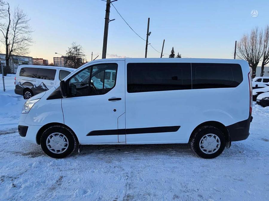 White Ford Transit Custom 2015 in Klaipeda, with an engine capacity of 2.20 L and mileage of 170 thousand km for 12290 €, photo 8 on AUTOMOTO.COM.LV