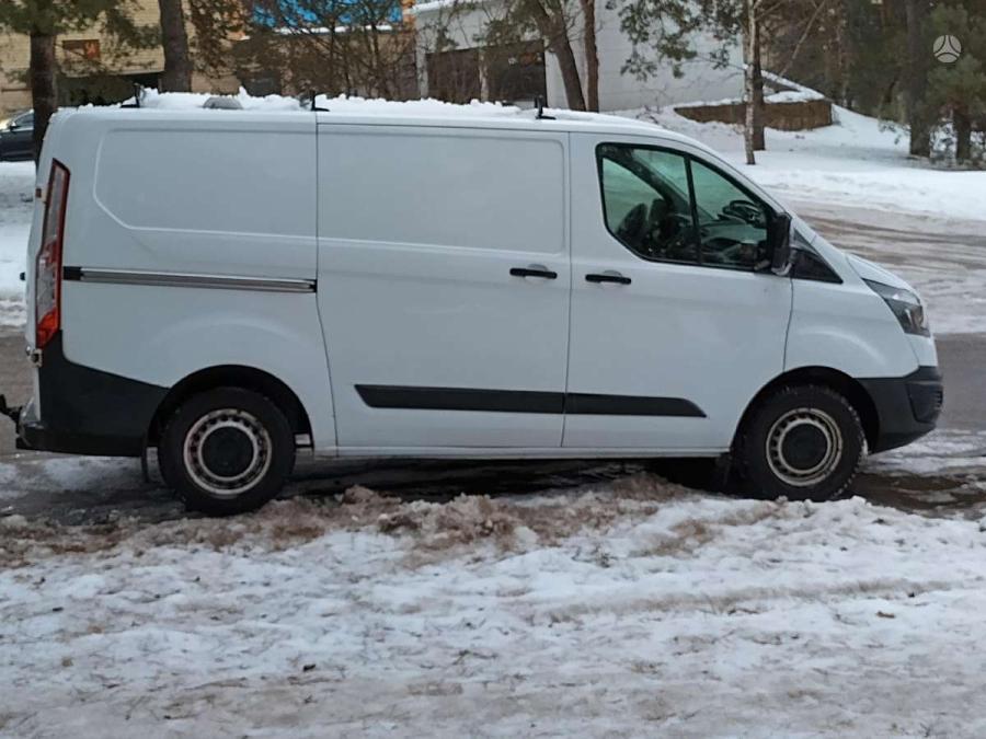 Balts Ford Transit Custom 2015 Viļņa, ar dzinēja tilpumu 2.20 L un nobraukumu 280 tūkst. km par 4000 €, foto 4 vietnē AUTOMOTO.COM.LV