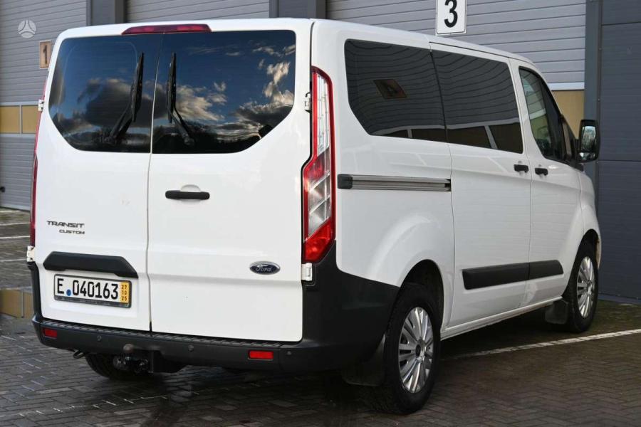 Белый Форд Транзит Кастом 2015 в Кретинга, объемом двигателя 2.20 л и пробегом 285 тыс. км за 10499 €, фото 8 на AUTOMOTO.COM.LV
