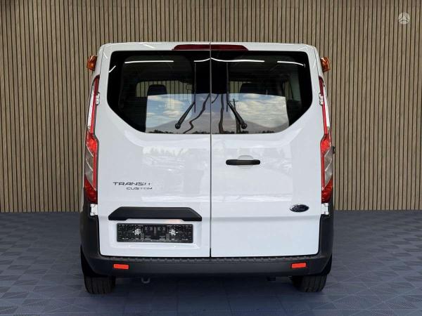 Balts Ford Transit Custom 2015 Marijampole, ar dzinēja tilpumu 2.20 L un nobraukumu 250 tūkst. km par 9500 €, foto 6 vietnē AUTOMOTO.COM.LV