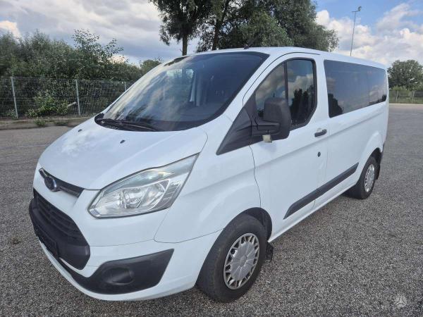 White Ford Transit Custom 2015 in Marijampole, with an engine capacity of 2.20 L and mileage of 289 thousand km for 8800 €, photo 1 on AUTOMOTO.COM.LV