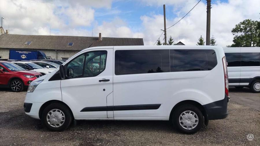 Balts Ford Transit Custom 2015 Klaipėda, ar dzinēja tilpumu 2.20 L un nobraukumu 170 tūkst. km par 11590 €, foto 3 vietnē AUTOMOTO.COM.LV