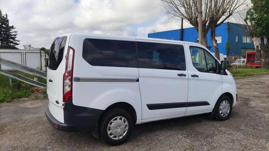 Balts Ford Transit Custom 2015 Klaipėda, ar dzinēja tilpumu 2.20 L un nobraukumu 170 tūkst. km par 11590 €, foto 9 vietnē AUTOMOTO.COM.LV