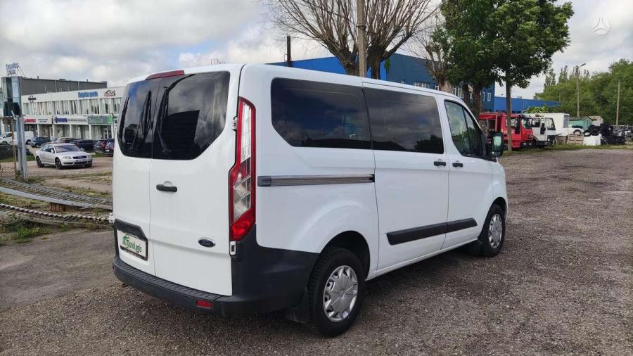 Balts Ford Transit Custom 2015 Klaipėda, ar dzinēja tilpumu 2.20 L un nobraukumu 170 tūkst. km par 11590 €, foto 10 vietnē AUTOMOTO.COM.LV
