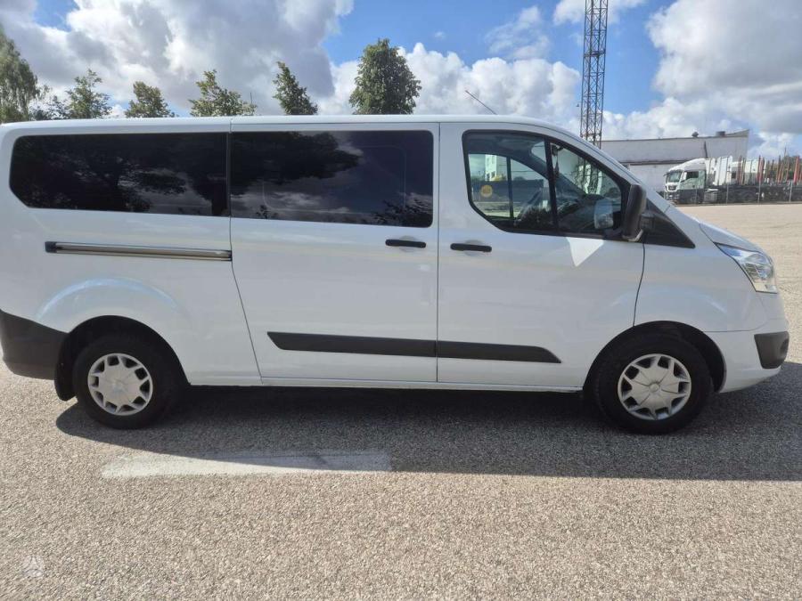 Balts Ford Transit Custom 2015 Marijampole, ar dzinēja tilpumu 2.20 L un nobraukumu 238 tūkst. km par 10800 €, foto 6 vietnē AUTOMOTO.COM.LV